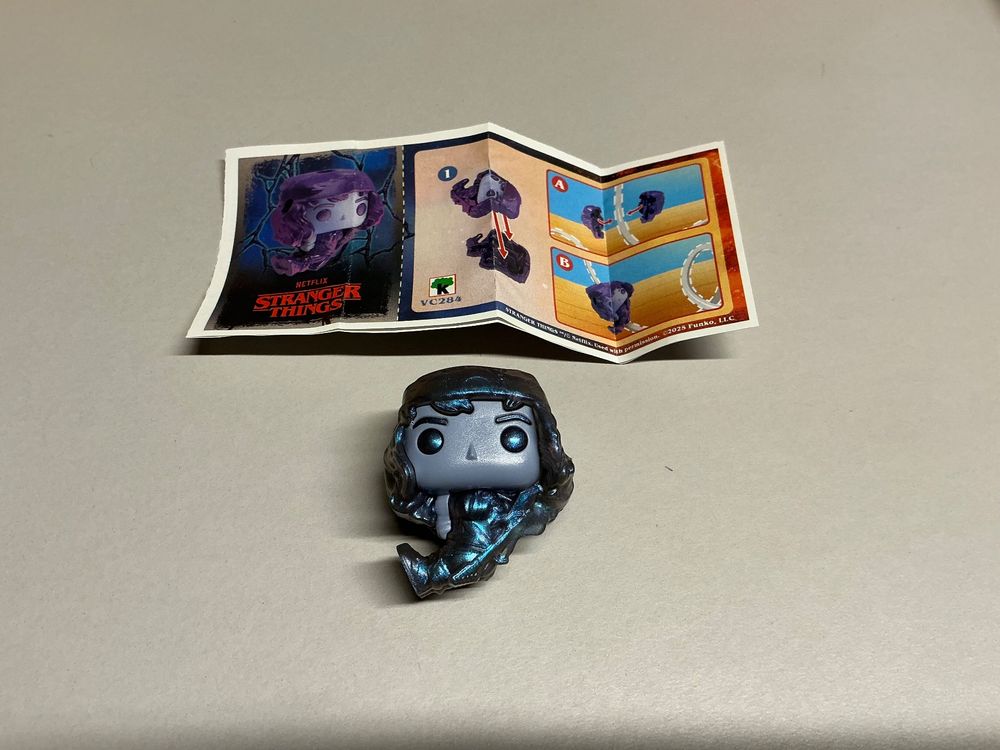 Kinder Joy Stranger Things Eddie (Upside down) (Neu (gemäss ...
