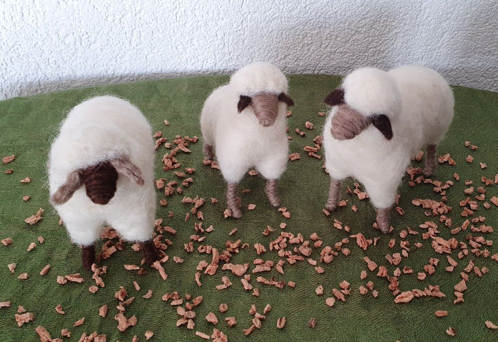 Krippenfiguren Schwarzenberg: 3 Schafe weiss | Kaufen auf Ricardo