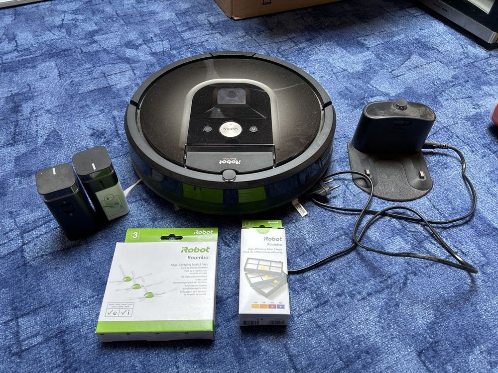 iRobot Roomba Staubsauger Roboter - Inkl. Zubehör! (Gebraucht) in ...