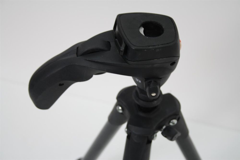 MANFROTTO Compact Action Stativ 22123007 (Gebraucht) in Zürich für CHF ...