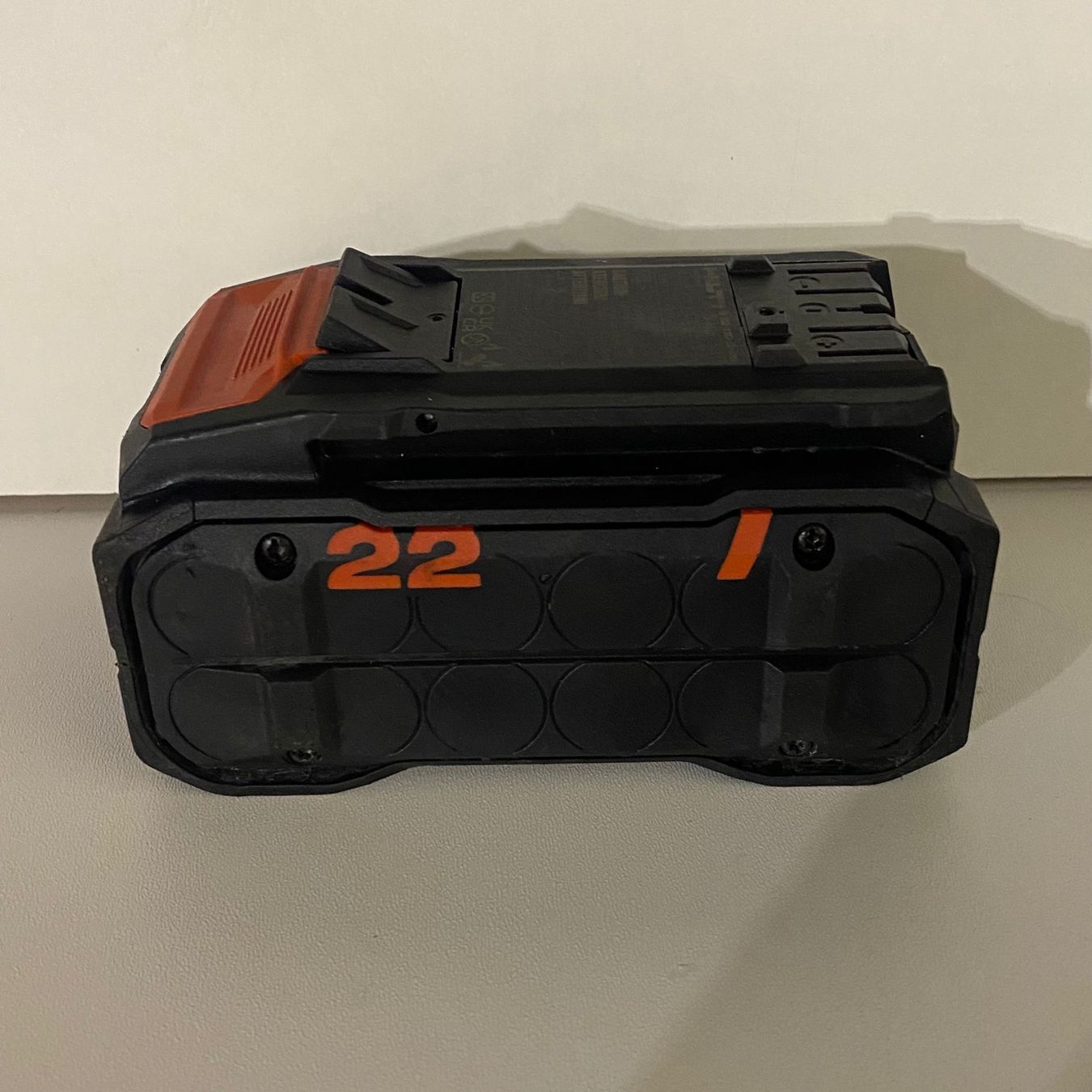 Batterie/Akku Hilti Nuron B22 110 (Gebraucht) in Echallens für CHF 150 ...