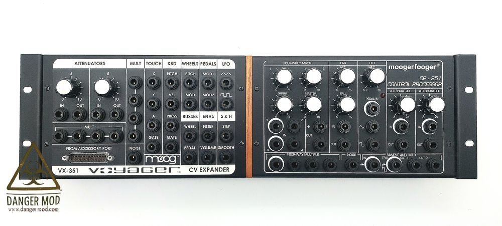Pack Moog VX-351 & CP-251 - rack 3U (câbles inclus) (D'occasion) à ...
