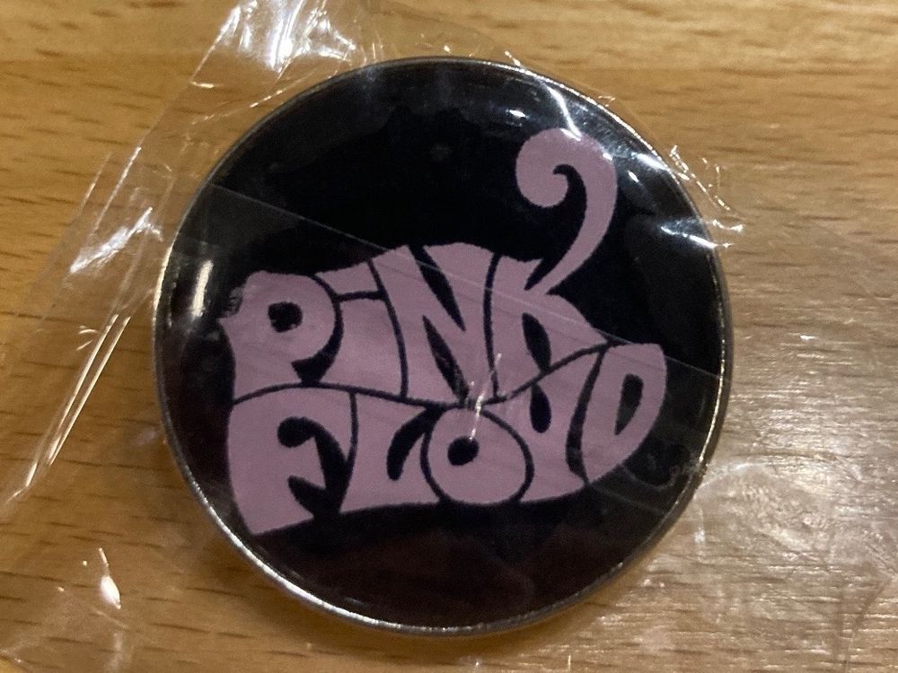 Pink Floyd Pin Anstecker Punk Rock Metal Pop (Neu (gemäss Beschreibung)) in Horn für CHF 6 – mit ...