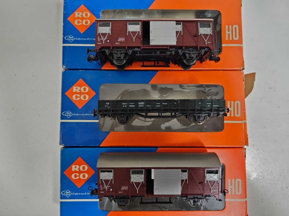 Roco 3 wagons dès 1.-fr (D'occasion) à bassecourt pour CHF 16 – avec ...