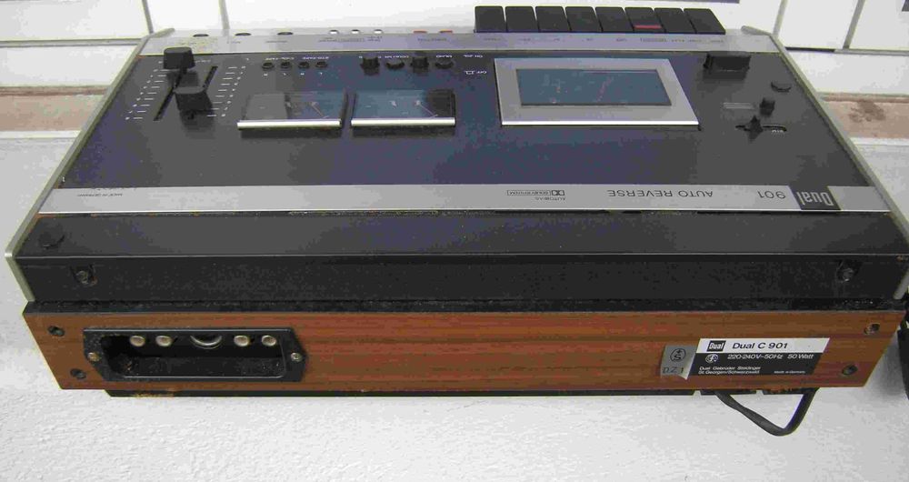 Dual Cassettenrecorder C901 (Defekt) in Schönenberg ZH für CHF 55 – mit ...
