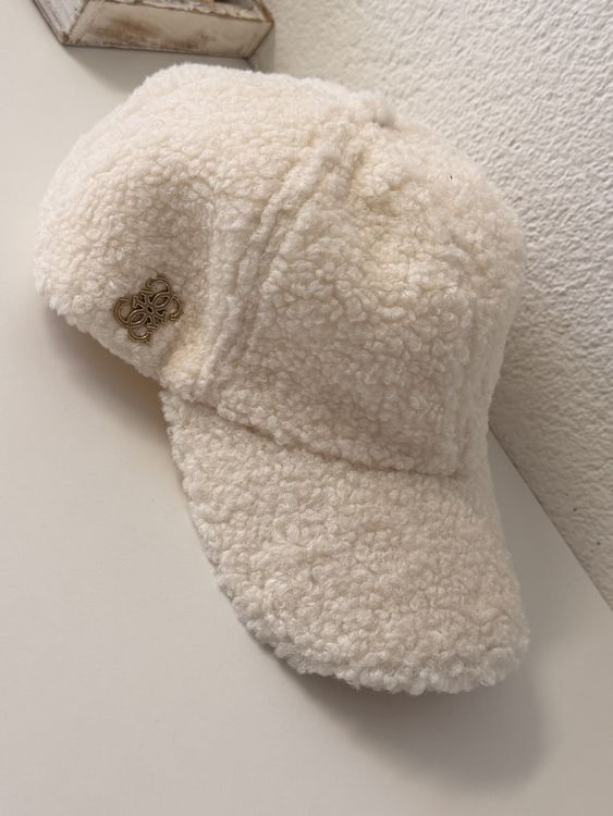 Guess Teddyfell Cap, NEU ,creme, Gr. T/U (Neu und originalverpackt) in ...