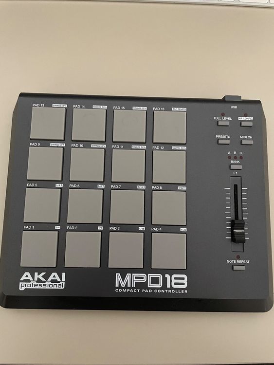Akai MPD 18 | Kaufen auf Ricardo