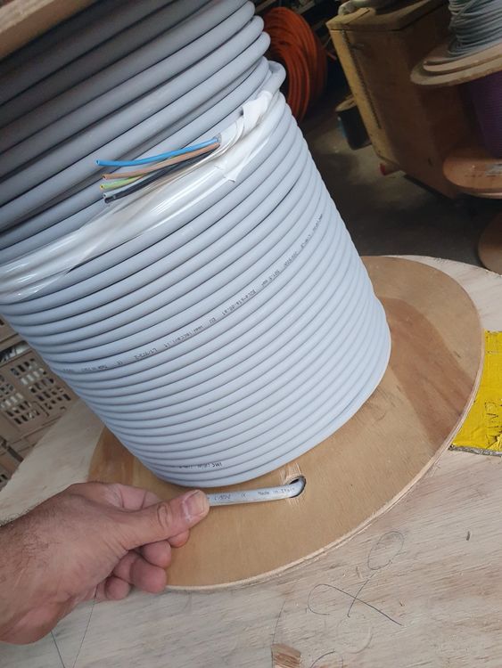 Kabel 5x1.5m 5G1.5 5x1.5mm² 3LNPE Litze 135m (Neu (gemäss Beschreibung)) in Zürich für CHF 175 ...