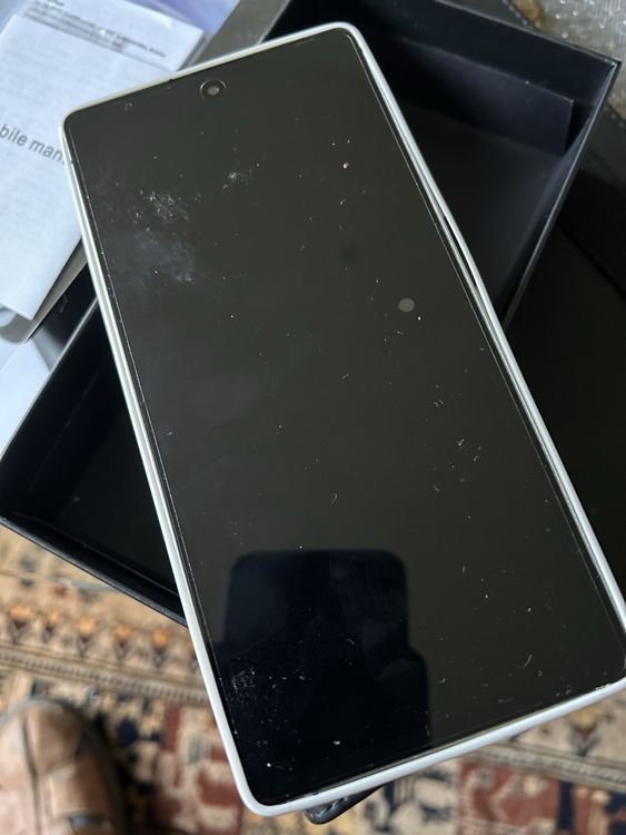 Handy von Samsung (Neu und originalverpackt) in Uster für CHF 500 – mit ...