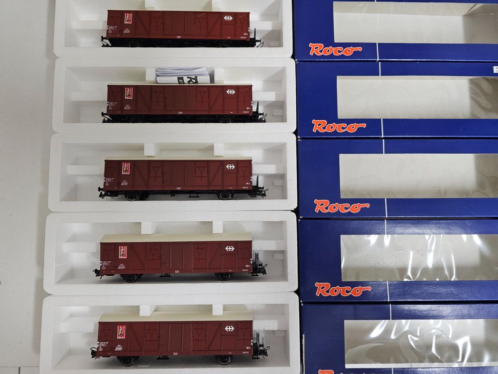 Roco 5 wagons CFF AC dès 1.-fr (Neuf avec emballage d'origine) à ...