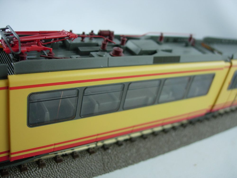 ROCO 43170 - Stadtbahntriebwagen, H0 DC mit 8pol DSS (Neuf avec ...