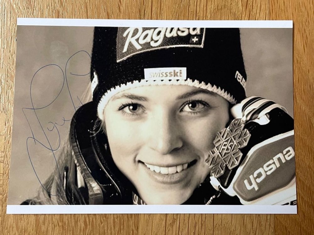 Photo dédicacée Lara Gut Swissski | Kaufen auf Ricardo