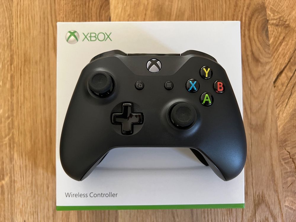 Xbox One Controller schwarz (Neu (gemäss Beschreibung)) in Breitenbach ...