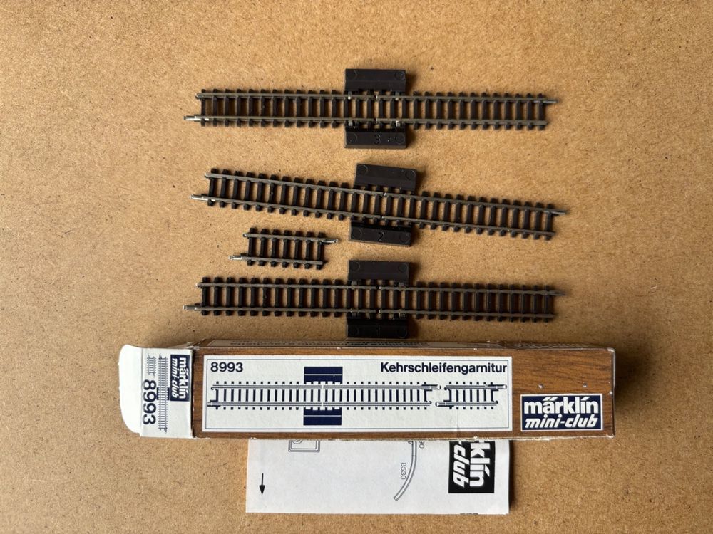 Märklin 8993 Kehrschleifengarnitur (Neu und originalverpackt) in ...