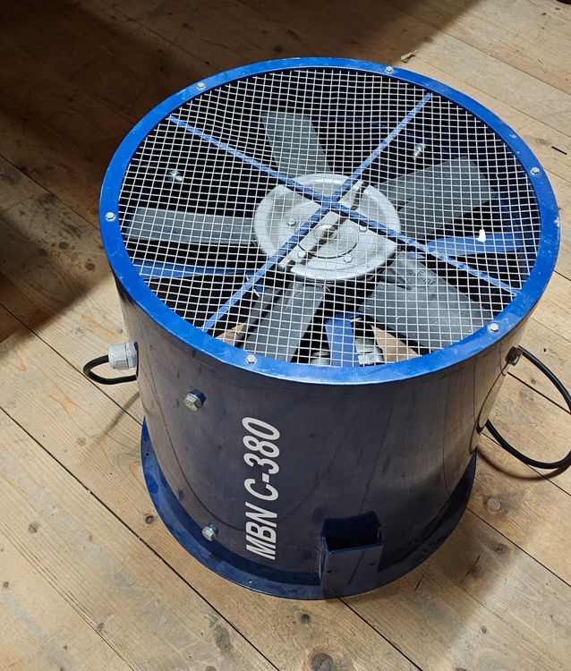 Konfetti Gun MBN C-380 (Gebraucht) in Fischingen für CHF 389.95 – nur Abholung auf Ricardo kaufen