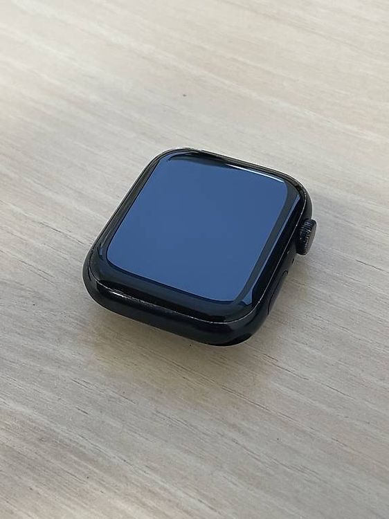 Apple Watch 8 Cellular 45mm Akku und Display Neu (Gebraucht) in Zürich ...