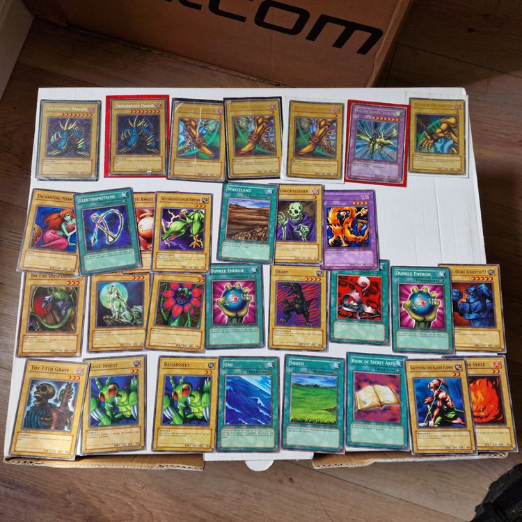 Verkaufe gebrauchtes LOB-Set – 30 Karten inkl. Ultra Rare un (Gebraucht ...