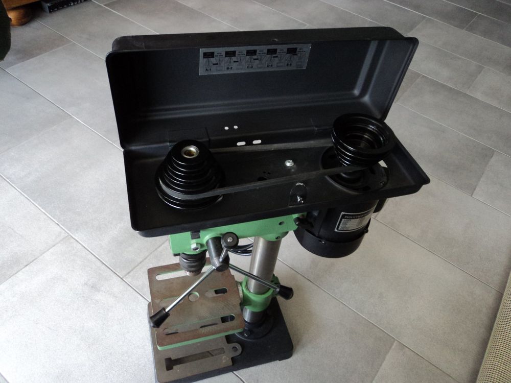 Ständerbohrmaschine Rexon DP 2000A (Gebraucht) in für CHF 80 – nur ...