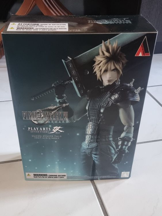 Final Fantasy VII 7 Remake - Play Arts - Cloud Figure ver.2 (Gebraucht ...