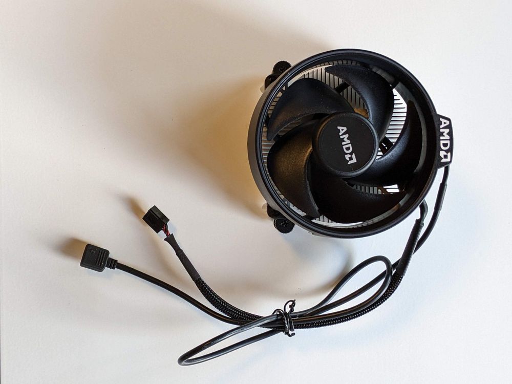 Wraith Spire Cooler AMD Ryzen - RGB LED Ring CPU Kühler | Kaufen auf ...