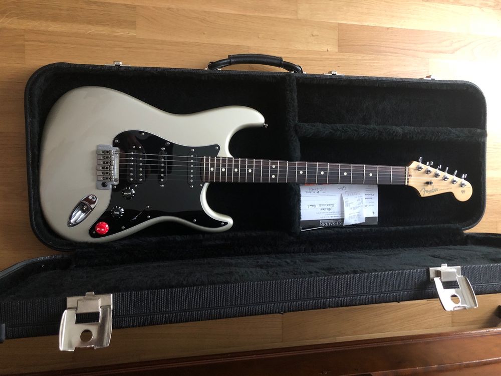 Fender Stratocaster USA HSS Standard Power (Fishman piezo) (Gebraucht ...