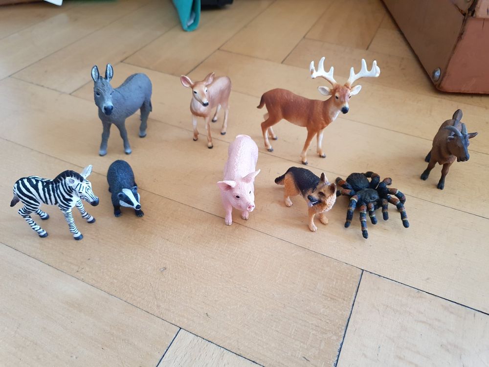 9 Schleich Tiere (Neu (gemäss Beschreibung)) in Bern für CHF 29 – mit ...