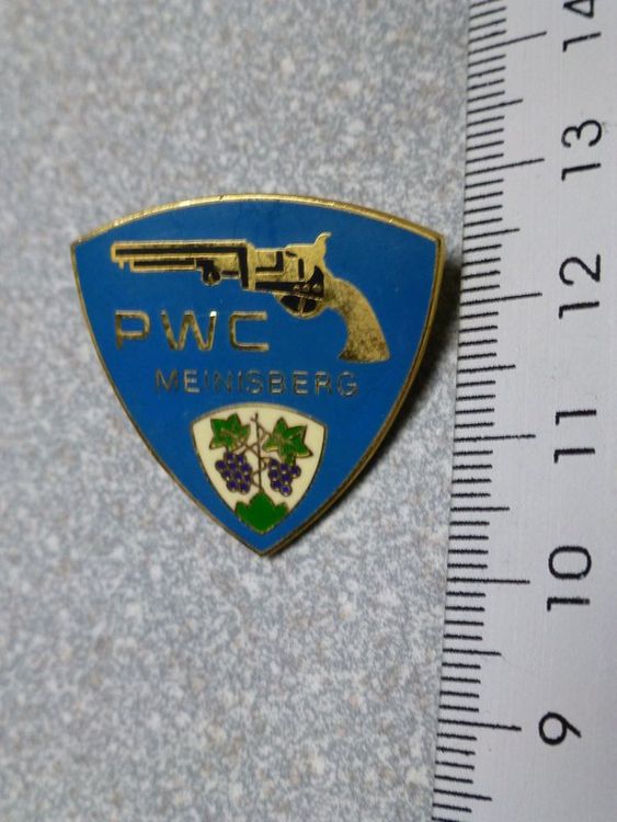 PIN PINS SCHÜTZEN WAFFEN PWC (Gebraucht) in Gränichen für CHF 3 – mit ...