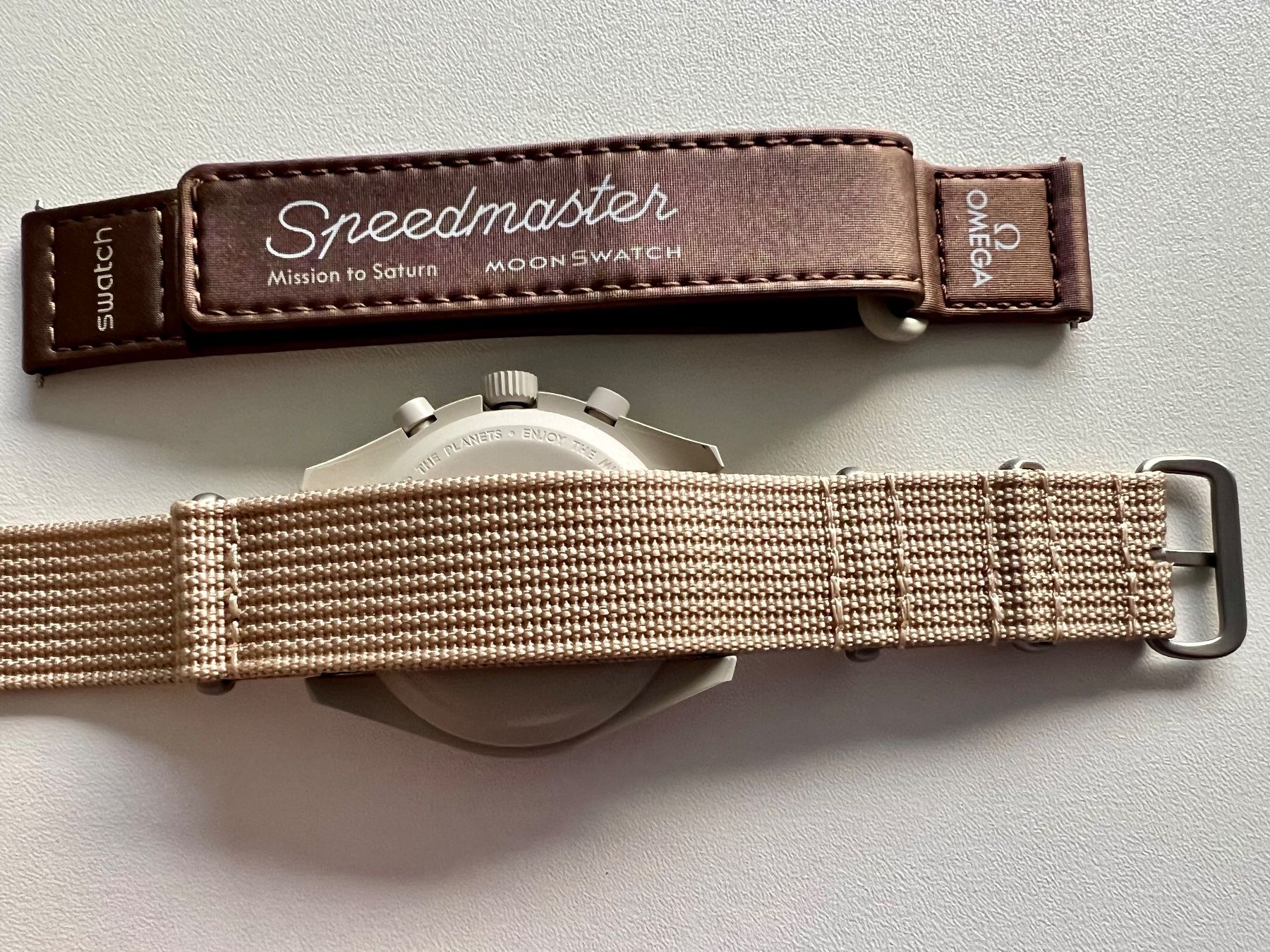 OMEGA x SWATCH Mission to Saturn “Safari”, NO box & papers (Neu (gemäss ...