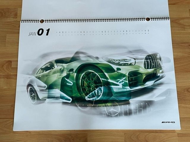 2 AMG Kalender der Jahre 2021 und 2024 (Gebraucht) in Niederweningen ...