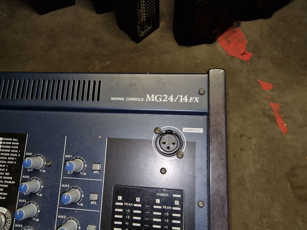 Yamaha MG24/14FX (Gebraucht) in wallisellen für CHF 105 – mit Lieferung auf Ricardo kaufen