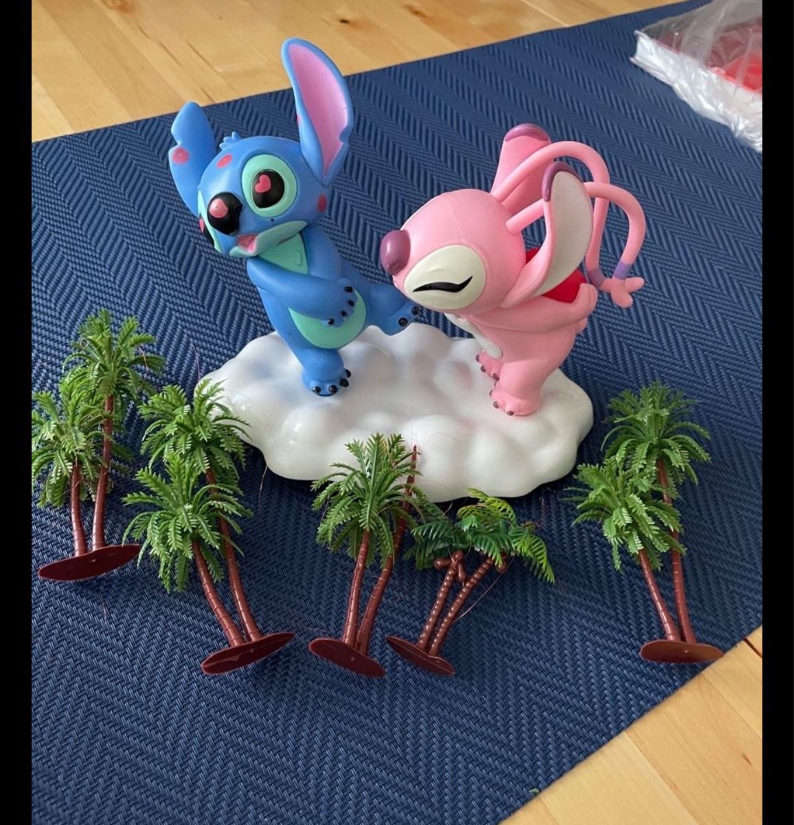 Süsses Stitch und Angel Figuren Set mit Palmen Tortendeko (Neu (gemäss ...
