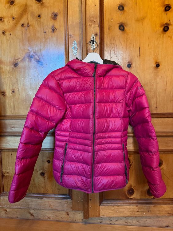Dicke Daunenjacke von CMP in Grösse 36 (Gebraucht) in Zürich für CHF 50 ...