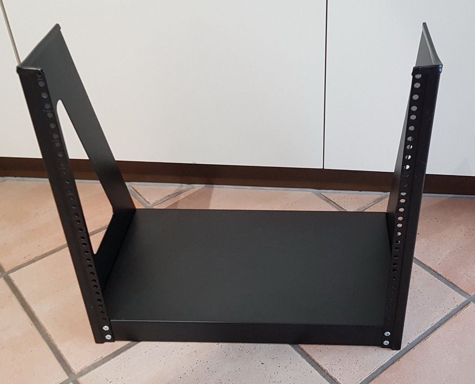STARTECH 19 Zoll Rack 10 HE (Gebraucht) in Nürensdorf für CHF 56 – nur ...
