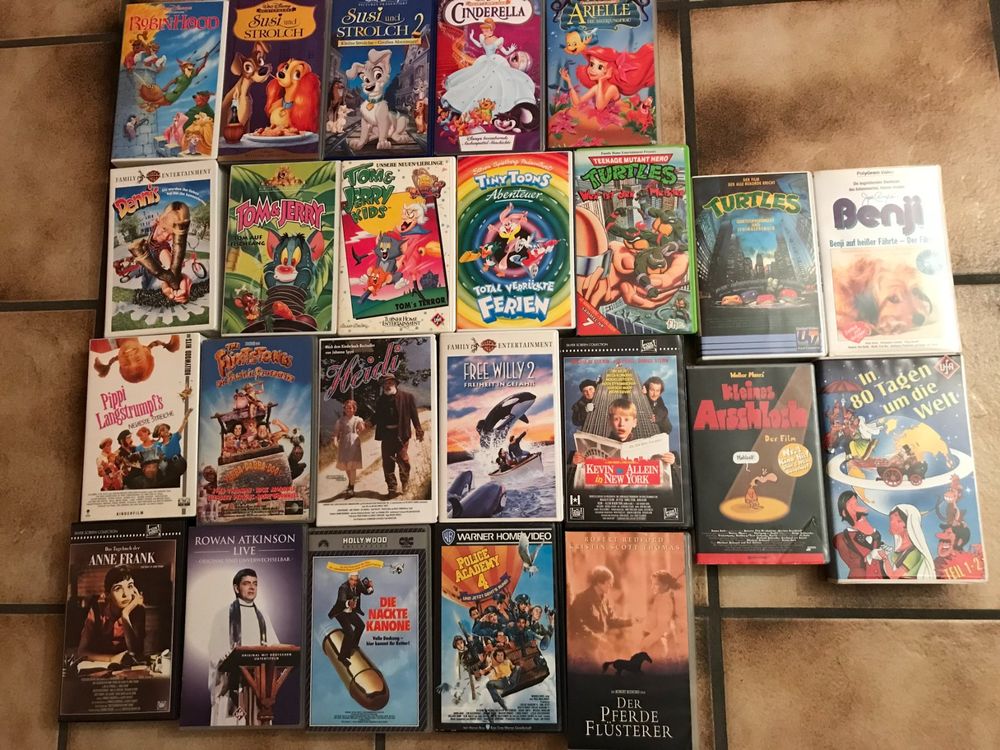 Diverse VHS Kassetten (siehe Foto) (Gebraucht) in Schaffhausen für CHF 1 – mit Lieferung auf ...