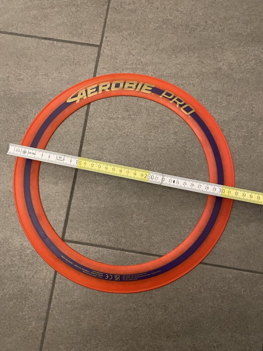 Aerobie Pro Flying Ring Frisbee 32 cm (Neu (gemäss Beschreibung)) in ...