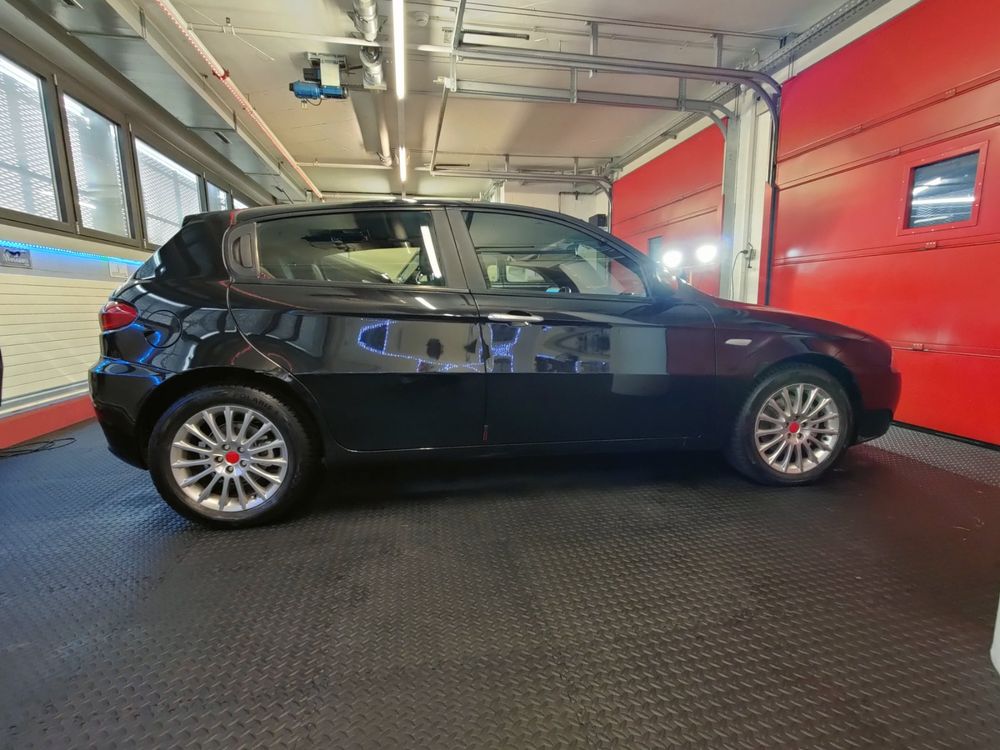 Alfa Romeo 147 (1.9 JTDI) (Gebraucht) in für CHF 1700 – mit Lieferung ...