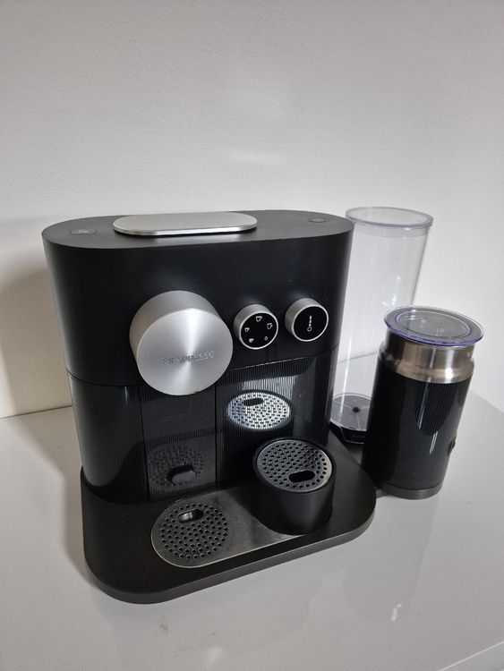 KRUPS Nespresso Expert & Milk (Gebraucht) in Dinhard für CHF 75 – mit ...