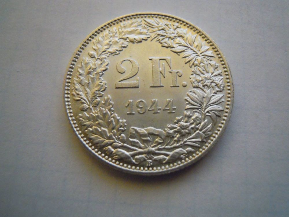 2 Fr. 1944 unz/stgl (Neu (gemäss Beschreibung)) in Kriegstetten für CHF 8 – mit Lieferung auf ...