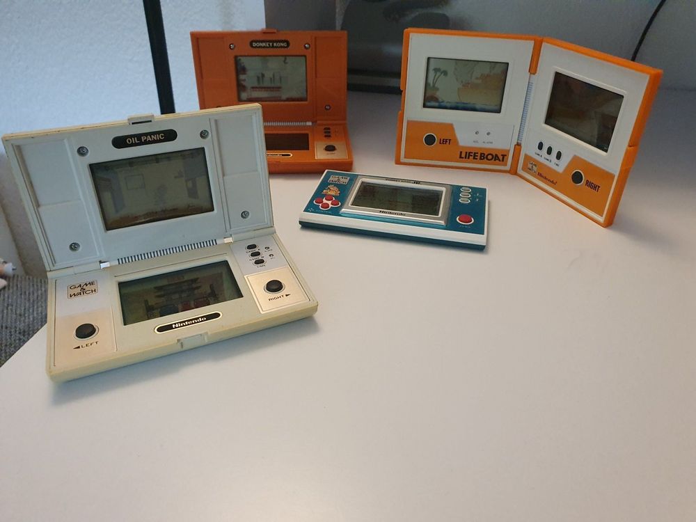 Nintendo Game and Watch (Gebraucht) in St. Gallen für CHF 300 – mit ...