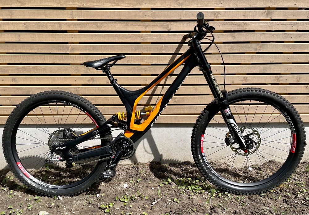 Specialized Demo Pro von 2019 zum verkaufen - Grösse L | Kaufen auf Ricardo