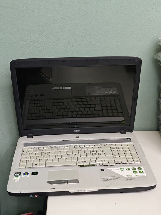 Laptop Acer Ab 5.Fr (Defekt) in Solothurn für CHF 5 – mit Lieferung auf ...