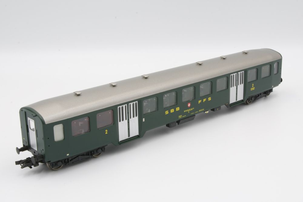 Liliput L330513 H0 SBB Leichtstahl-Personenwagenset 4 teilig | Kaufen auf Ricardo
