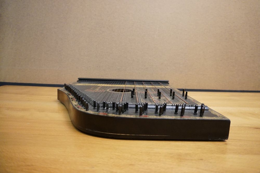 Cithare antique - Maison Bovard, Genève | Kaufen auf Ricardo