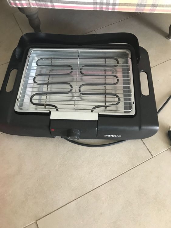 Elektrischer Tischgrill Intertronic (Gebraucht) in Thalheim an der Thur für CHF 1 – nur Abholung ...