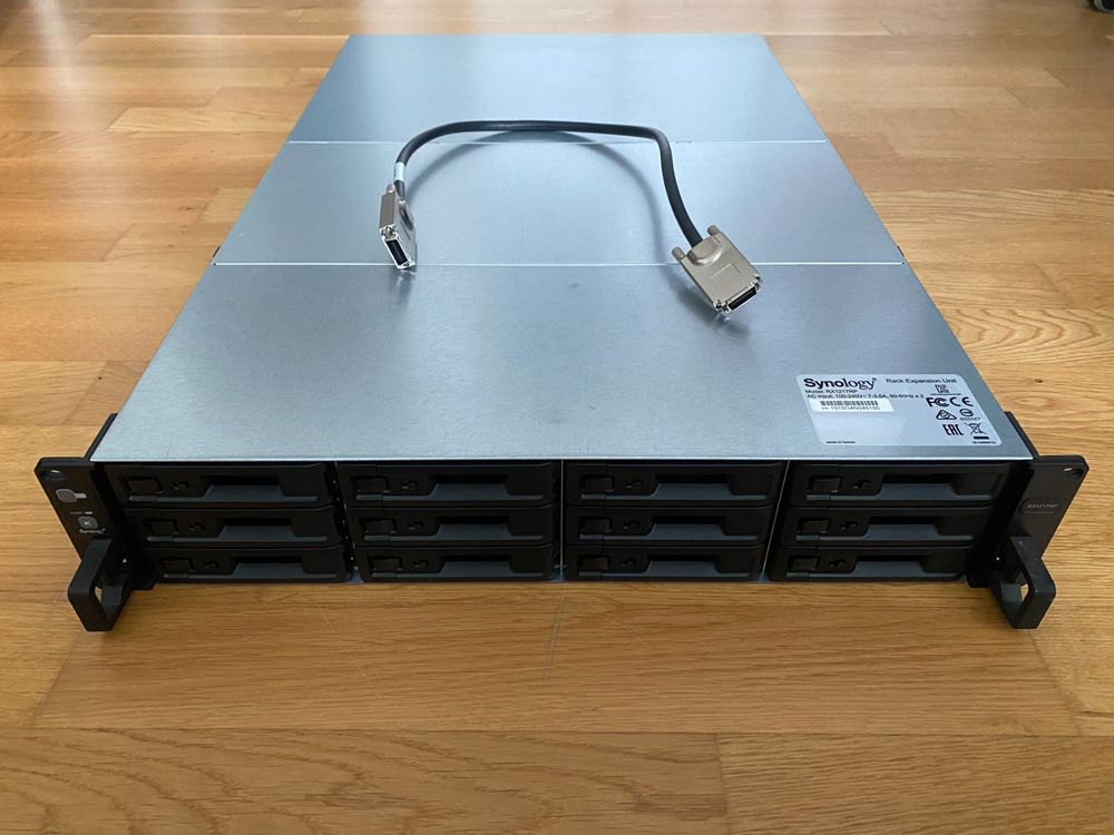 Synology RX1217RP - Expansion Unit - 12x 8TB WD Red (Gebraucht) in ...