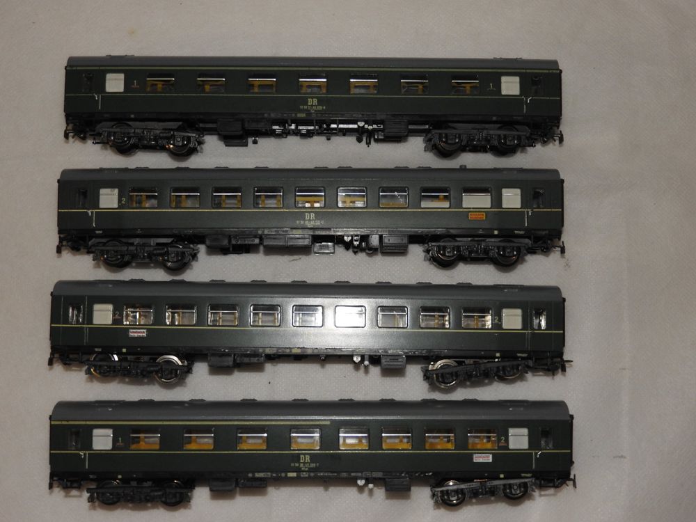 PIKO 5/6507-10, DR Personenwagen, 4-teilig (Gebraucht) in Satigny für ...