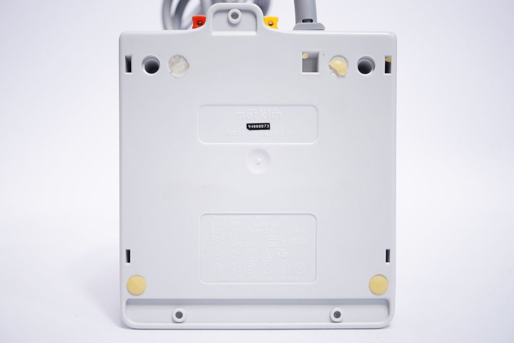 7º Märklin 6647 Trafo 230 Volt 32VA | Kaufen auf Ricardo