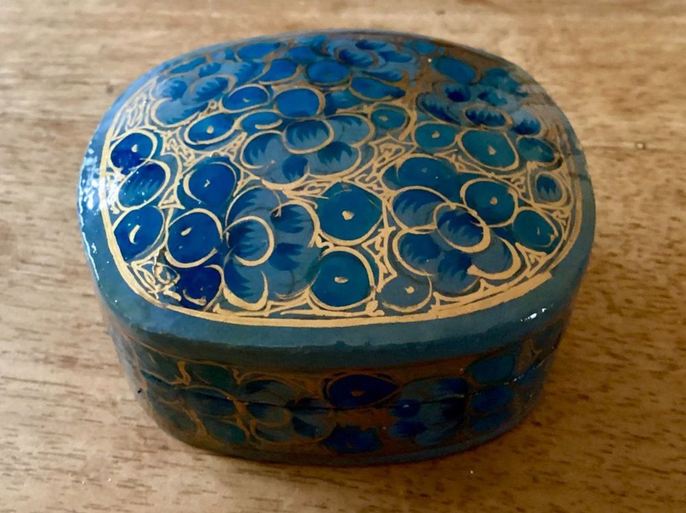 E., Nur Abholung in Thusis bis 22. September Schatulle Lack (Gebraucht) in Klosters für CHF 10 ...