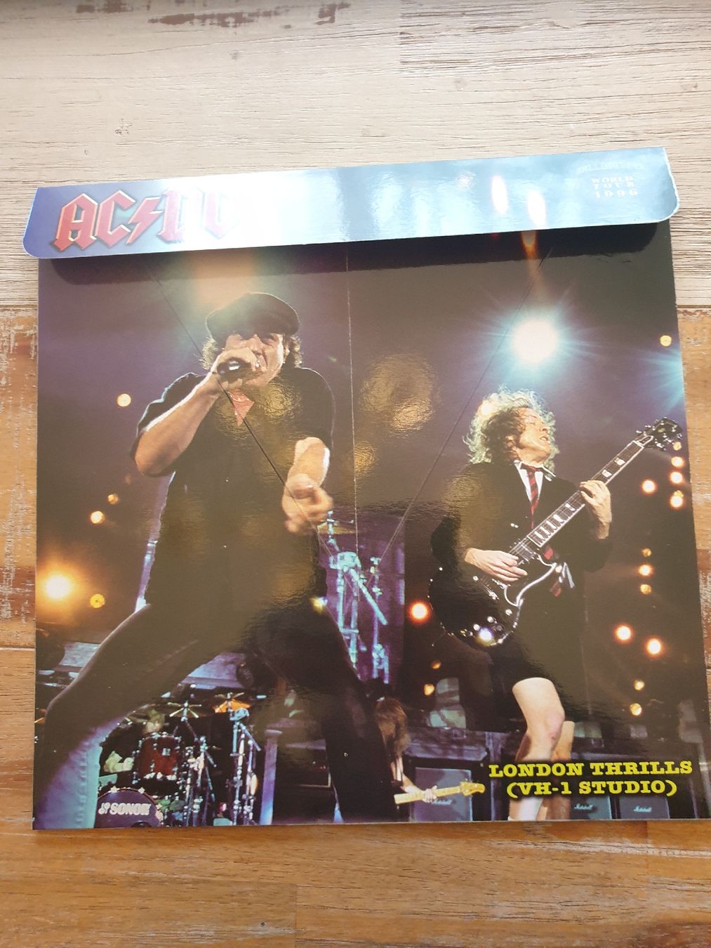 AC/DC - London Thrills, Red Vinyl, Limited Edition!🔥🎸. (Neu und ...
