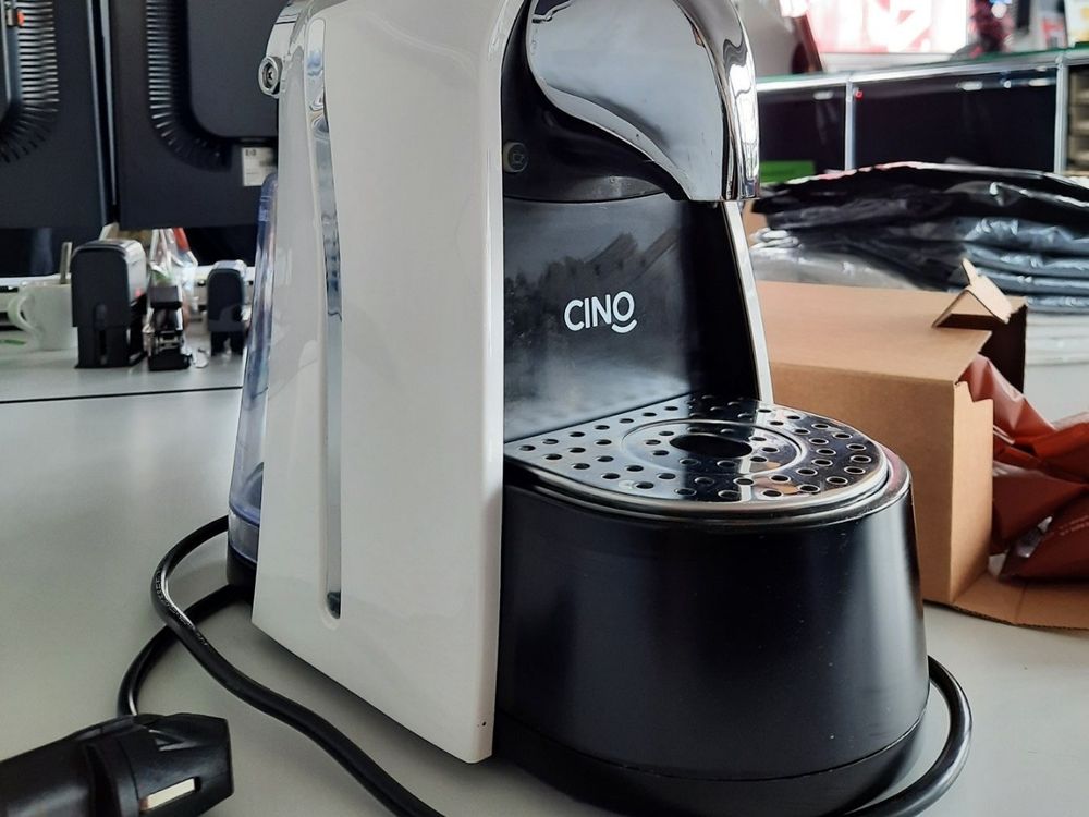 CINO Kaffeemaschine & Kapseln (Gebraucht) in Thun für CHF 1 – mit Lieferung auf Ricardo kaufen